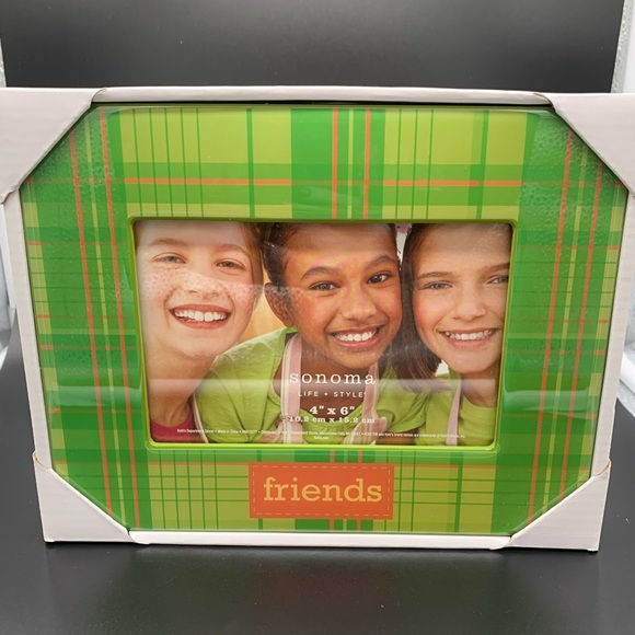 Sonoma | Accents | 4x6 Friends Picture Frame Green Pink | Poshmark